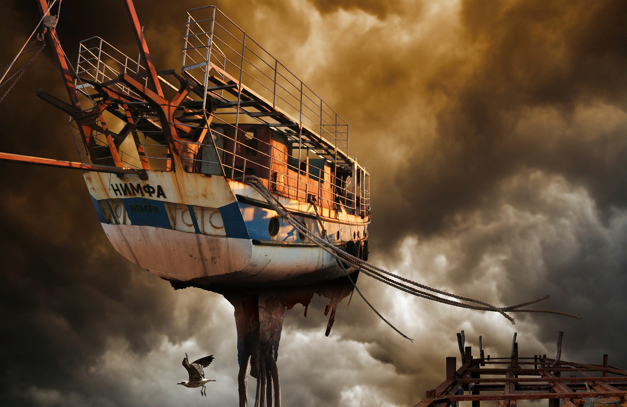 Papermoon Fototapete »Photo-Art RAYMOND HOFFMANN, BOOT IN DEN WOLKEN« | BAUR